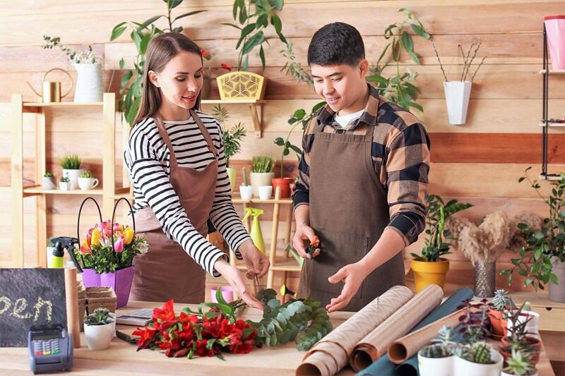 5 Benefits of Seasonal Jobs: Why Every Job Seeker Should Consider One ...